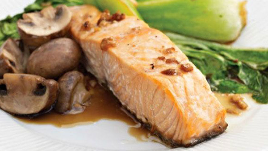 Lobina Rayada con Limón, Hongo Shiitake y Bok Choy (4 porciones ...